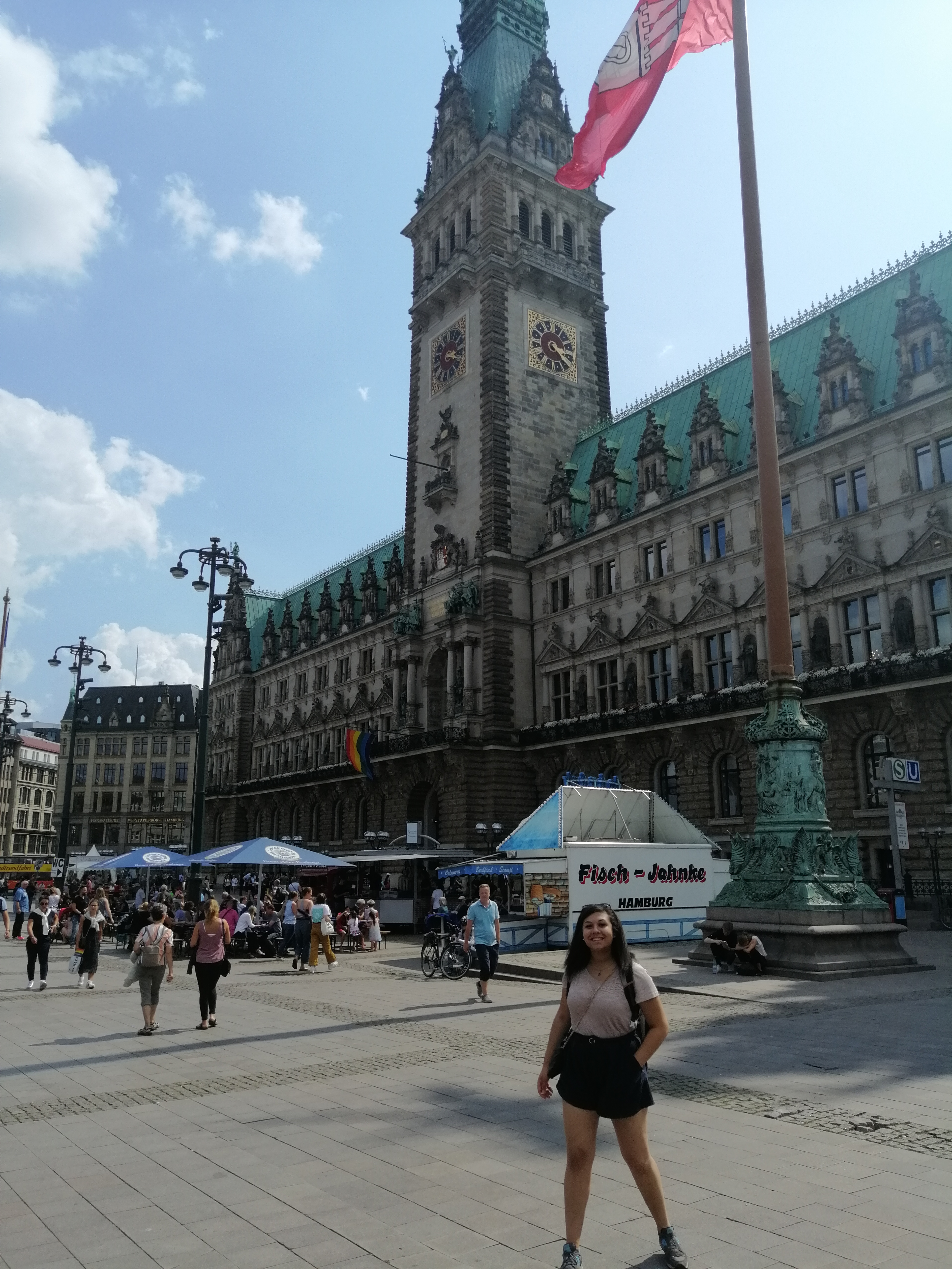 Simona is on Couchsurfing! | Couchsurfing