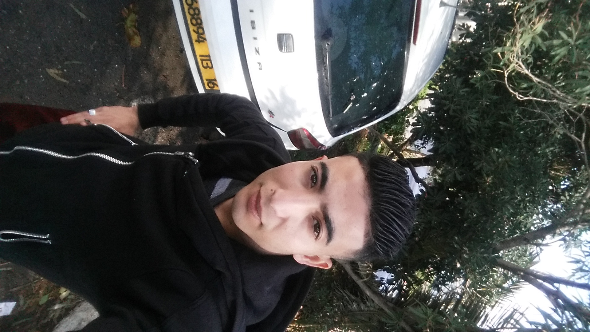 Alaedine is on Couchsurfing! | Couchsurfing