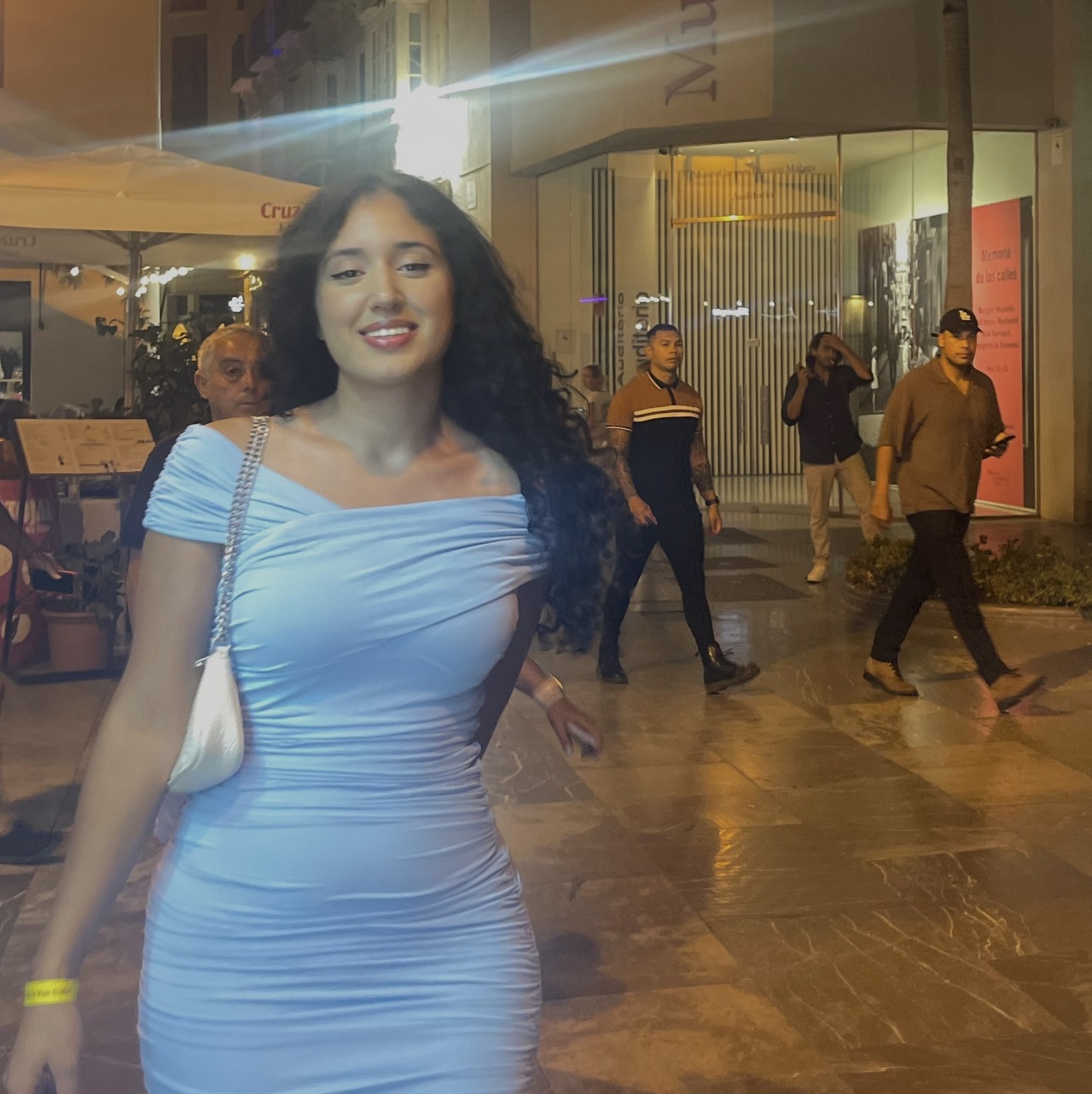 Shedy est sur Couchsurfing ! | Couchsurfing