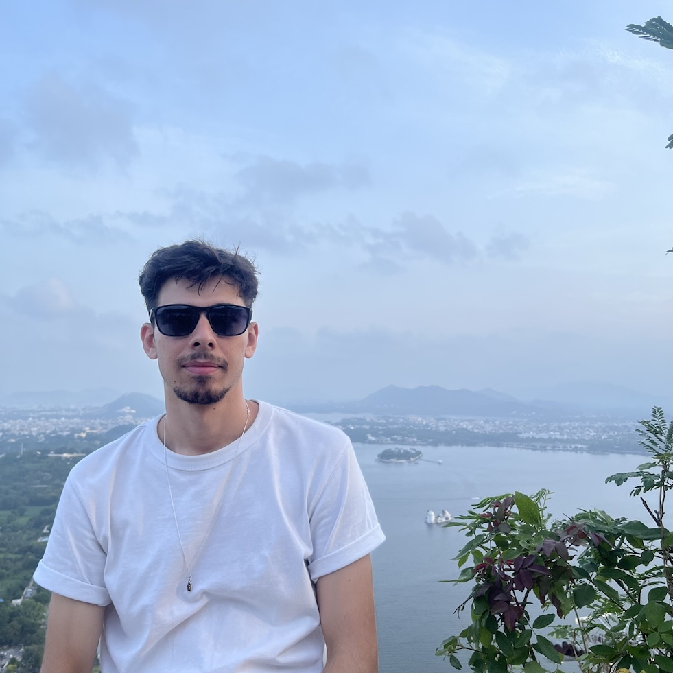 Jules is on Couchsurfing! | Couchsurfing