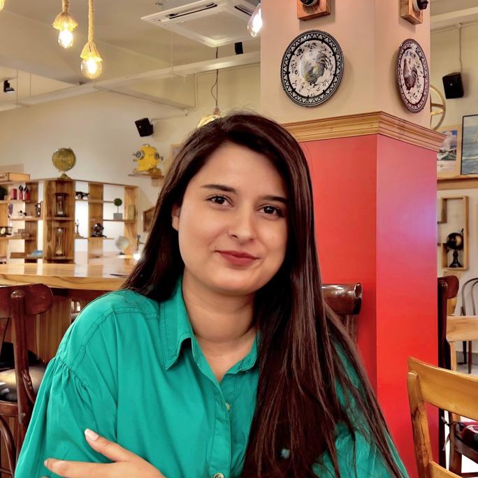 Charu is on Couchsurfing! | Couchsurfing