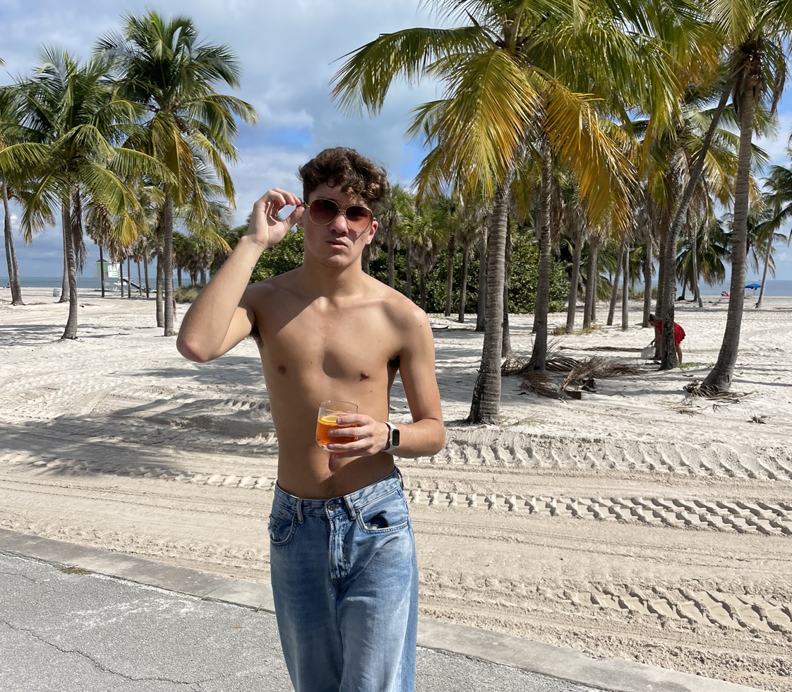 Simon is on Couchsurfing! | Couchsurfing