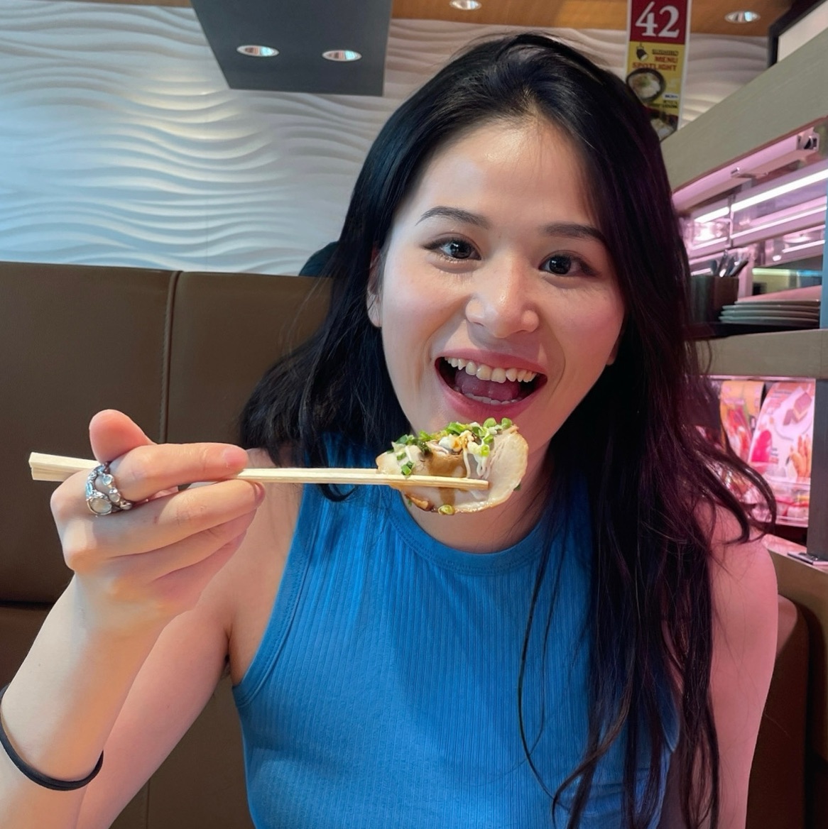 Freda is on Couchsurfing! | Couchsurfing