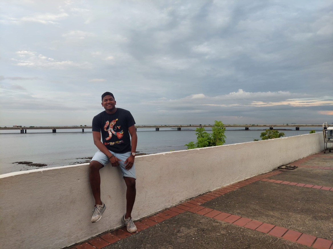 Jomel is on Couchsurfing! | Couchsurfing