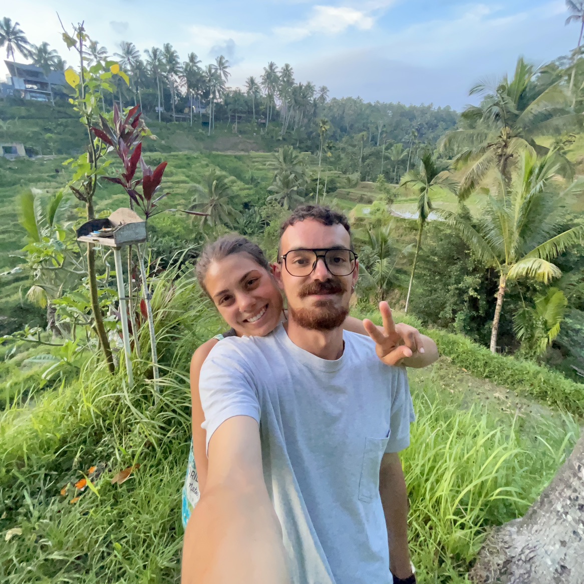 Luana is on Couchsurfing! | Couchsurfing