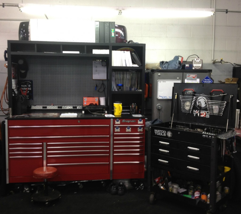 A New ToolBox ~ Husky 46″ Mobile Workbench – Humble Mechanic