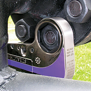 HYTORC - STEALTH - Low clearance, hydraulic torque wrench, hydraulic ...