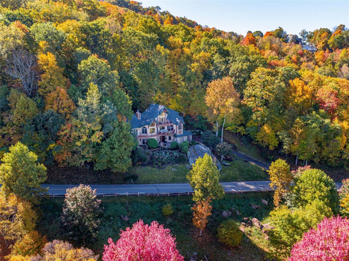 Mountain Air Real Estate Burnsville Nc at Isla Lampungmeiua blog