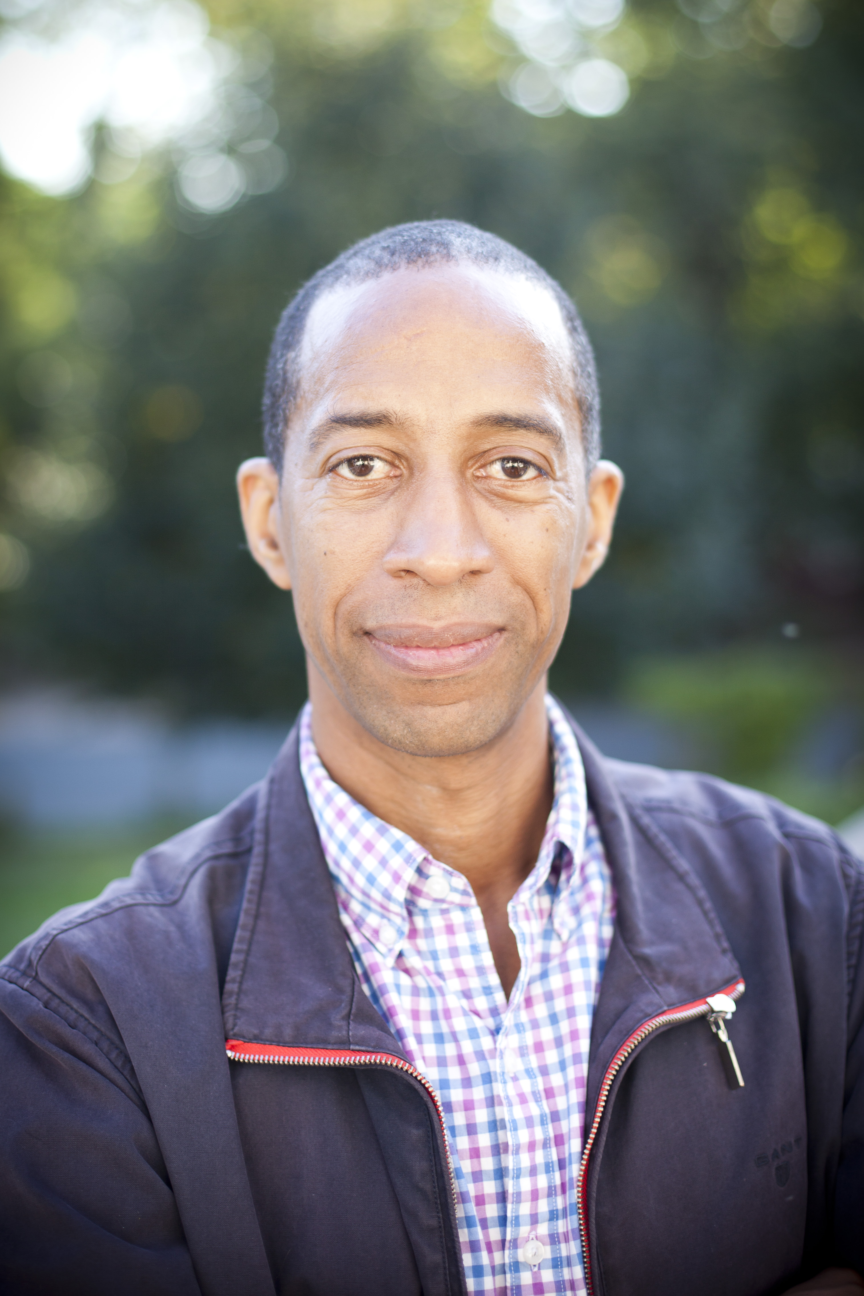 Garnette Cadogan’s essay “Black and Blue” now available in French ...