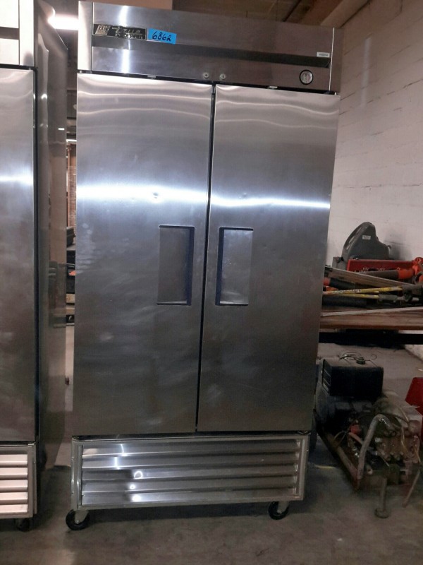 iBid Lot # 6862 - True Freezer Model T-35F