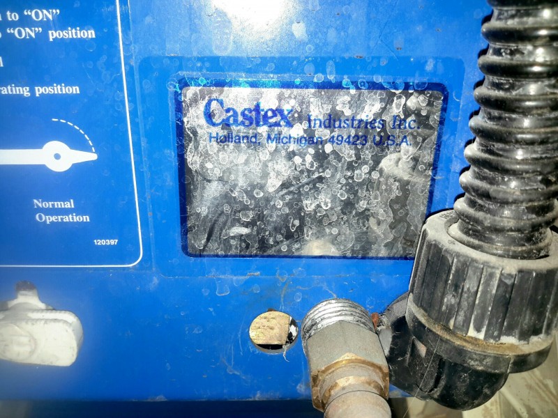 iBid Lot # 7400 - Castex Power Eagle Carpet Extractor/Cleaner