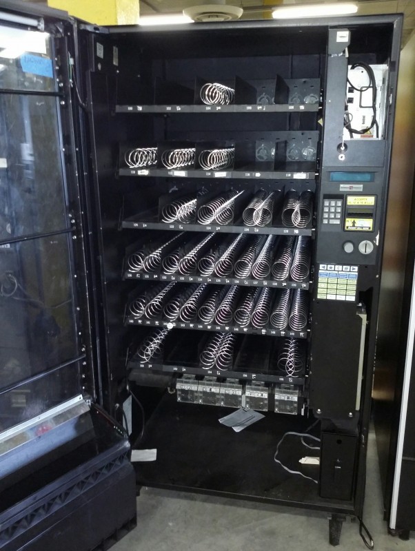 iBid Lot # - 9397 - Spiral Snack Vending Machine