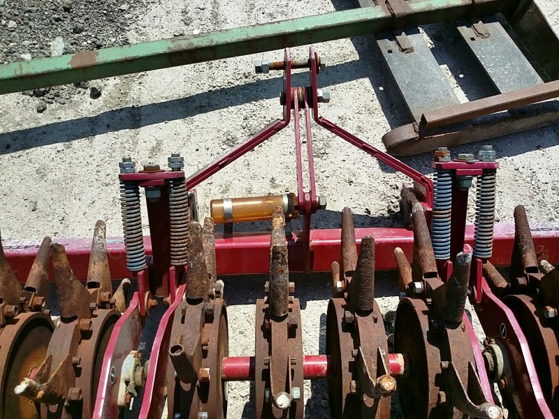 iBid Lot # 9550 - Toro Model 687 Aerator