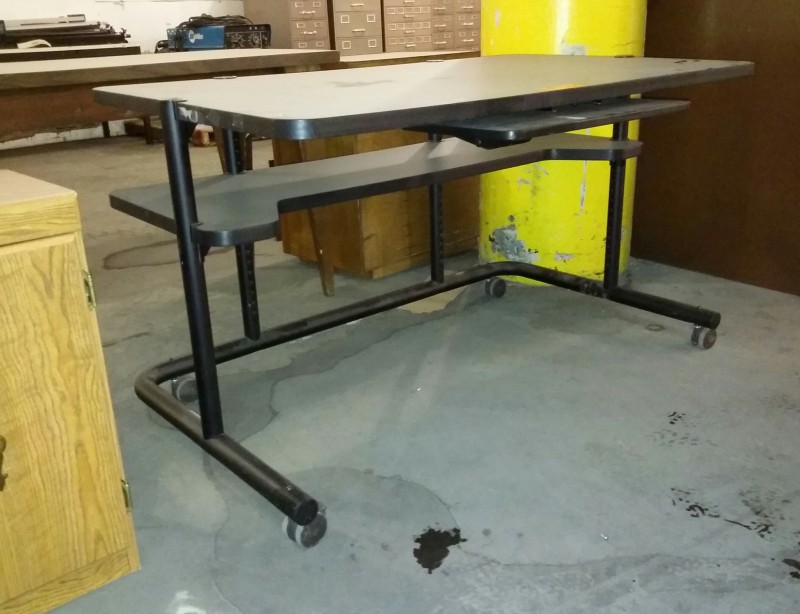 iBid Lot # 9706 - Anthro Cart w/Adjustable Platforms