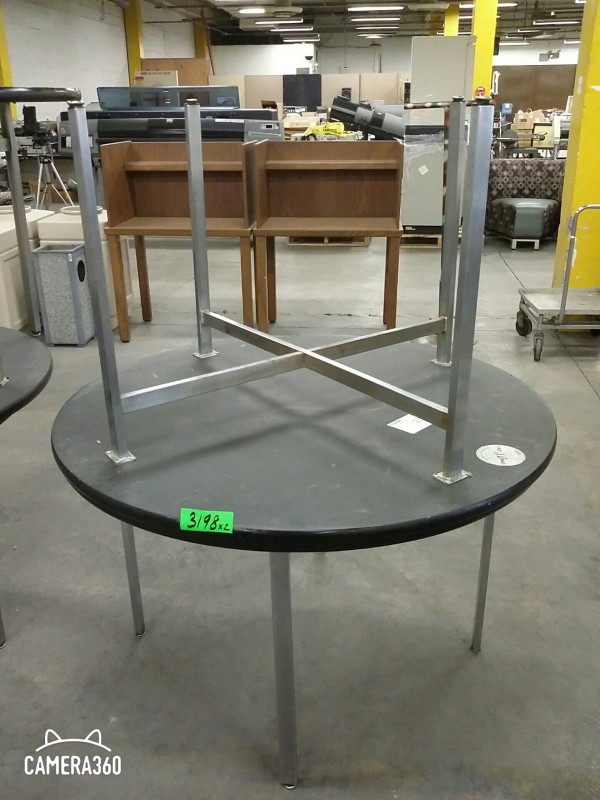 iBid Lot # 3198 - Round Tables (2 each)