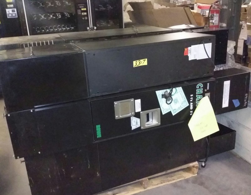 iBid Lot # 3317 - Rowe Vending Dollar Bill Change Machines (7 each)