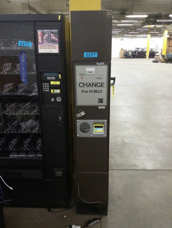 iBid Lot # 5297 - Rowe Dollar Bill Vending Change Machine