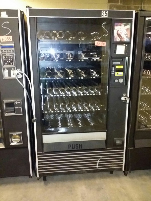 iBid Lot # 6034 - Spiral Snack Vending Machine