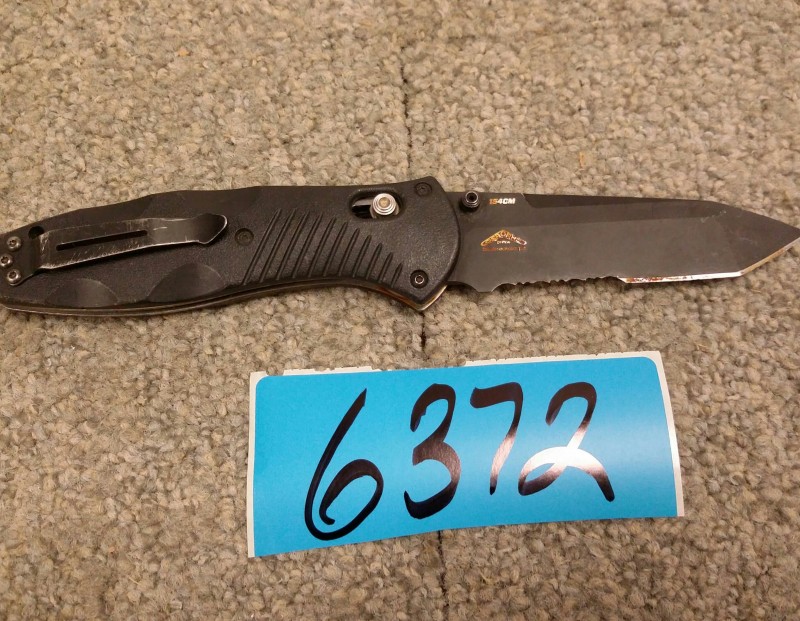 iBid Lot # 6372 - Benchmade 583 Pocket Knife