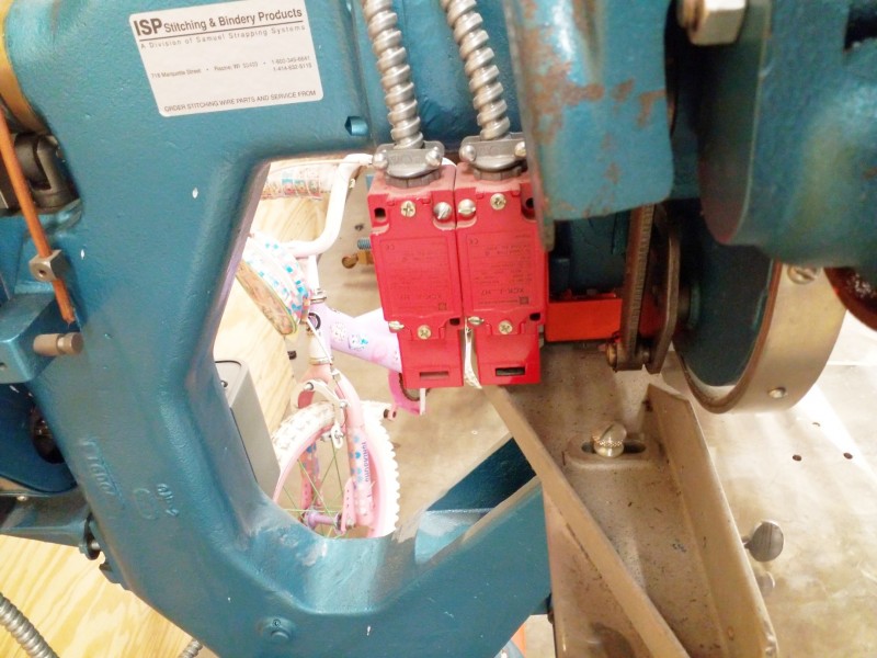 iBid Lot # 7351 - ISP Stitching & Bindary Model S3A 7/8 Machine