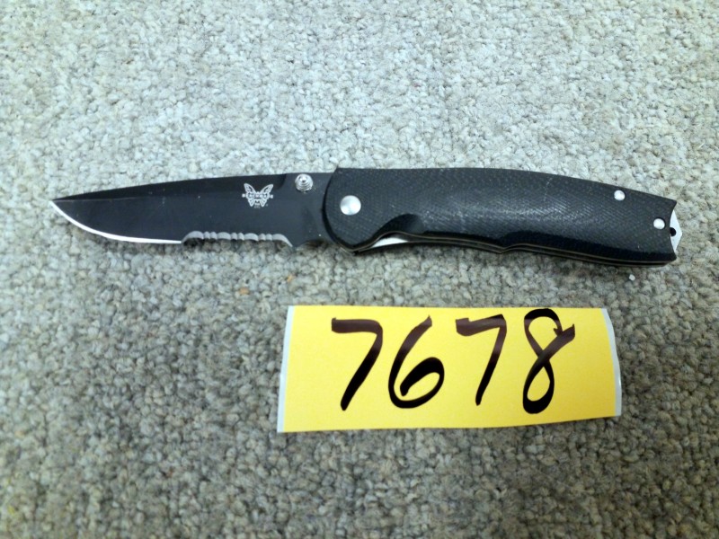 iBid Lot # 7678 - Benchmade 890 Pocket Knife