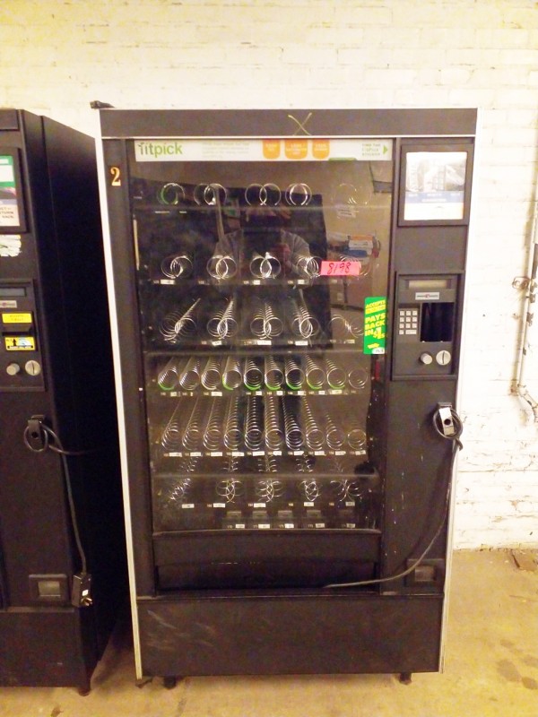 iBid Lot # 8198 - Spiral Snack Vending Machine