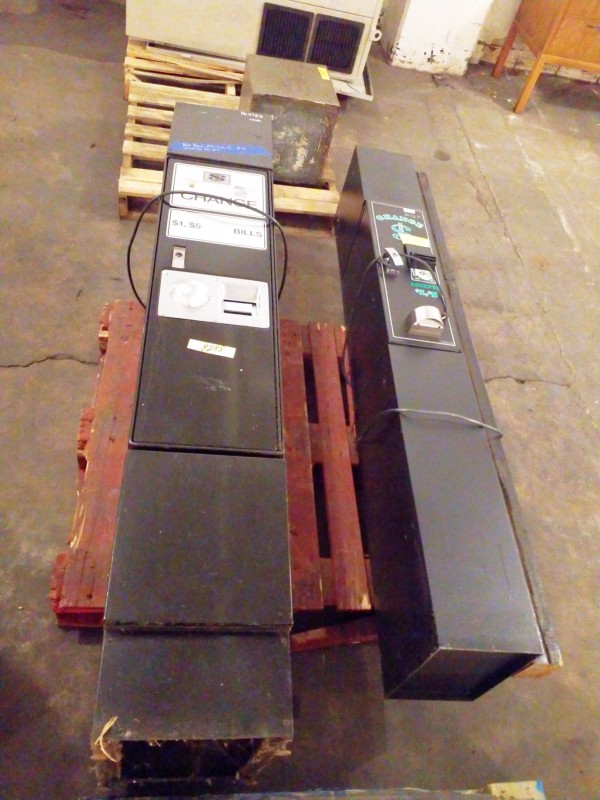 iBid Lot # 8288 - Vending Dollar Bill Change Machines