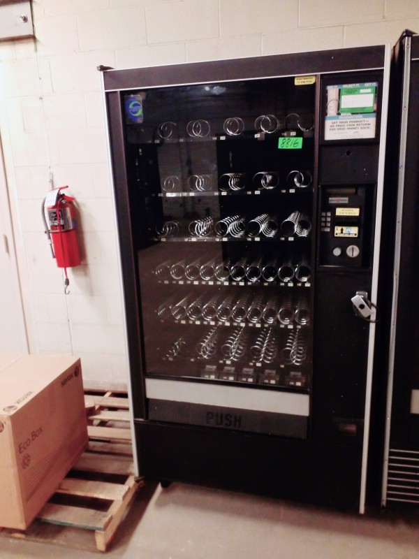 iBid Lot # 8816 - Spiral Snack Vending Machine