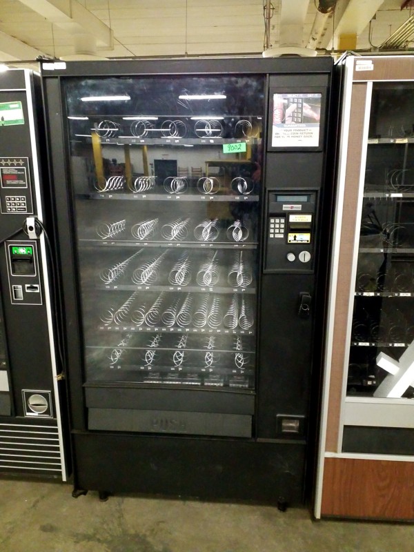 iBid Lot # 9002 - Spiral Snack Vending Machine