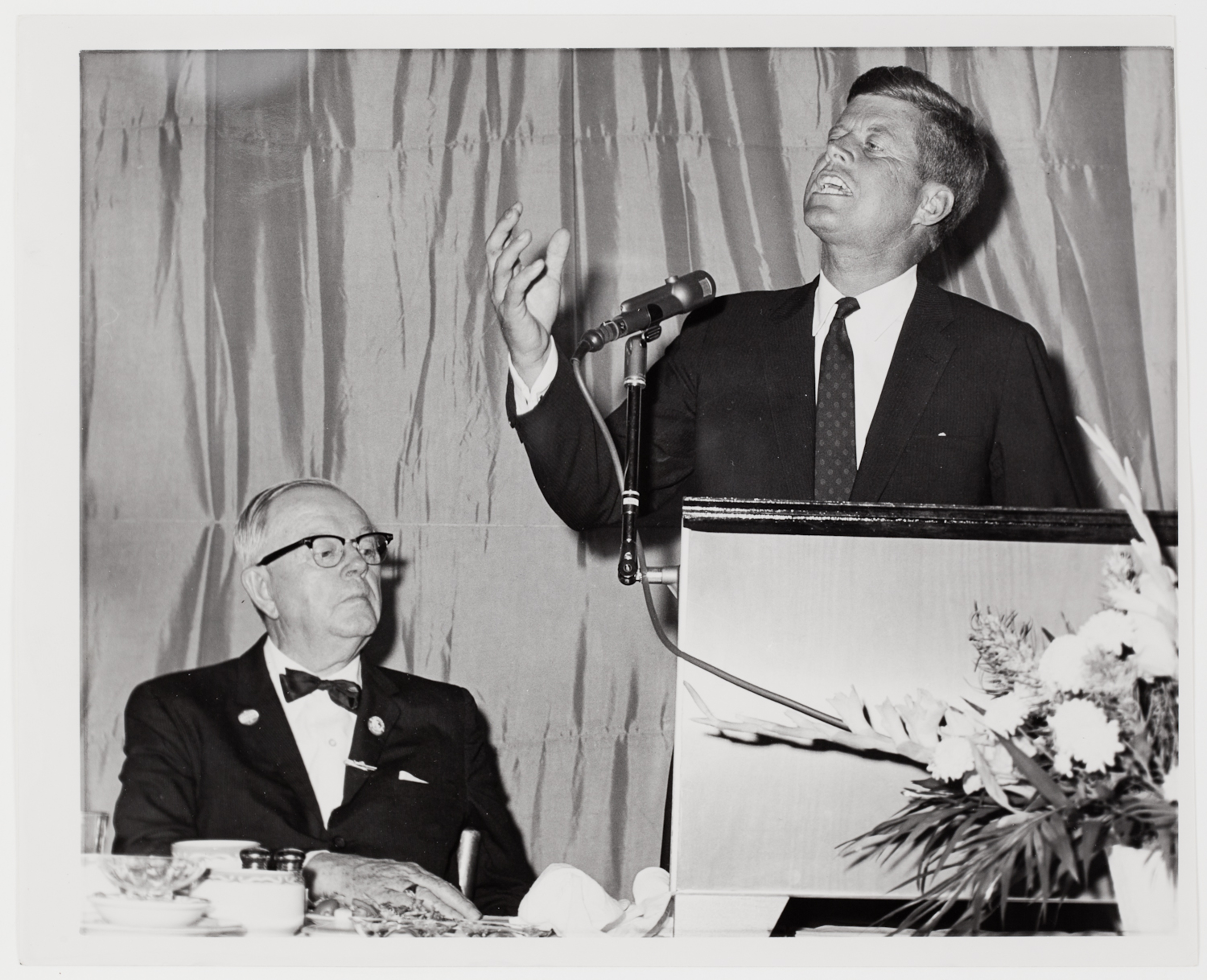 [Senator John F. Kennedy speaking at a fundraiser with Maryland ...