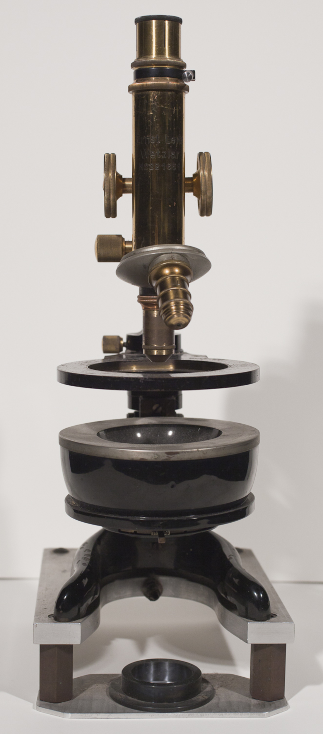 [Roman Vishniac’s microscope, Germany] | International Center of ...