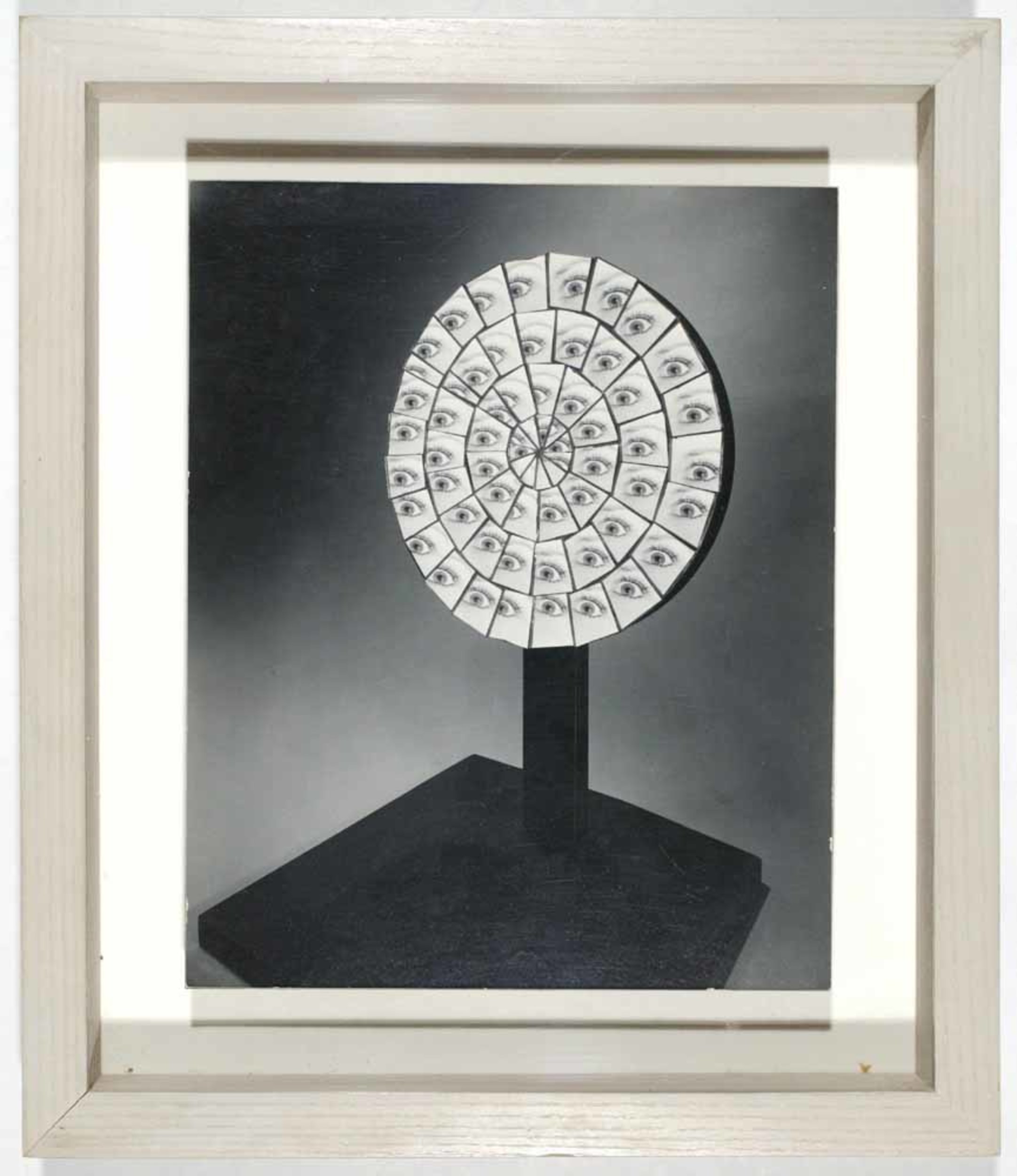 Parabolic Mirror | International Center of Photography