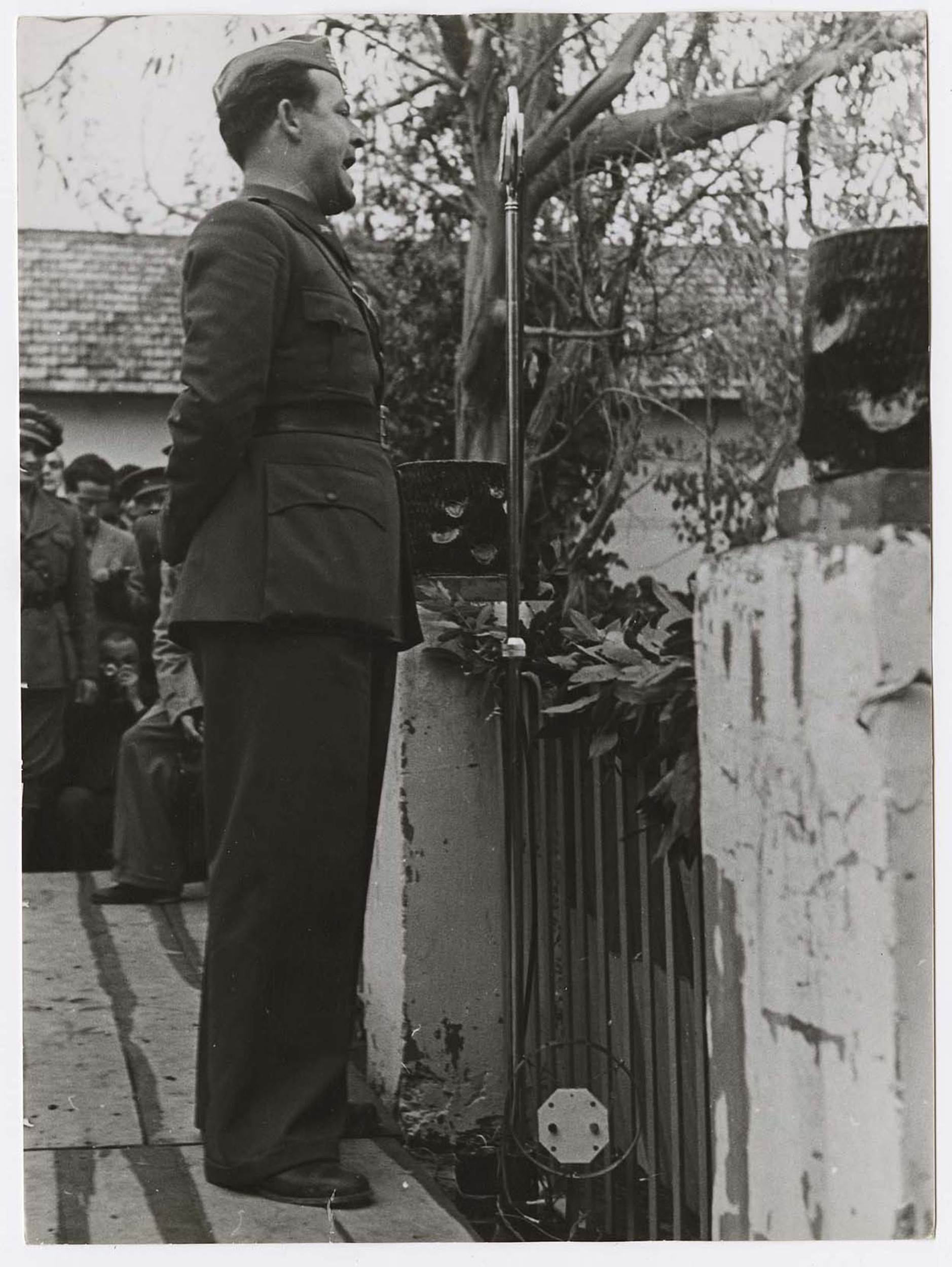 [General Juan Modesto speaking at a farewell ceremony for the ...
