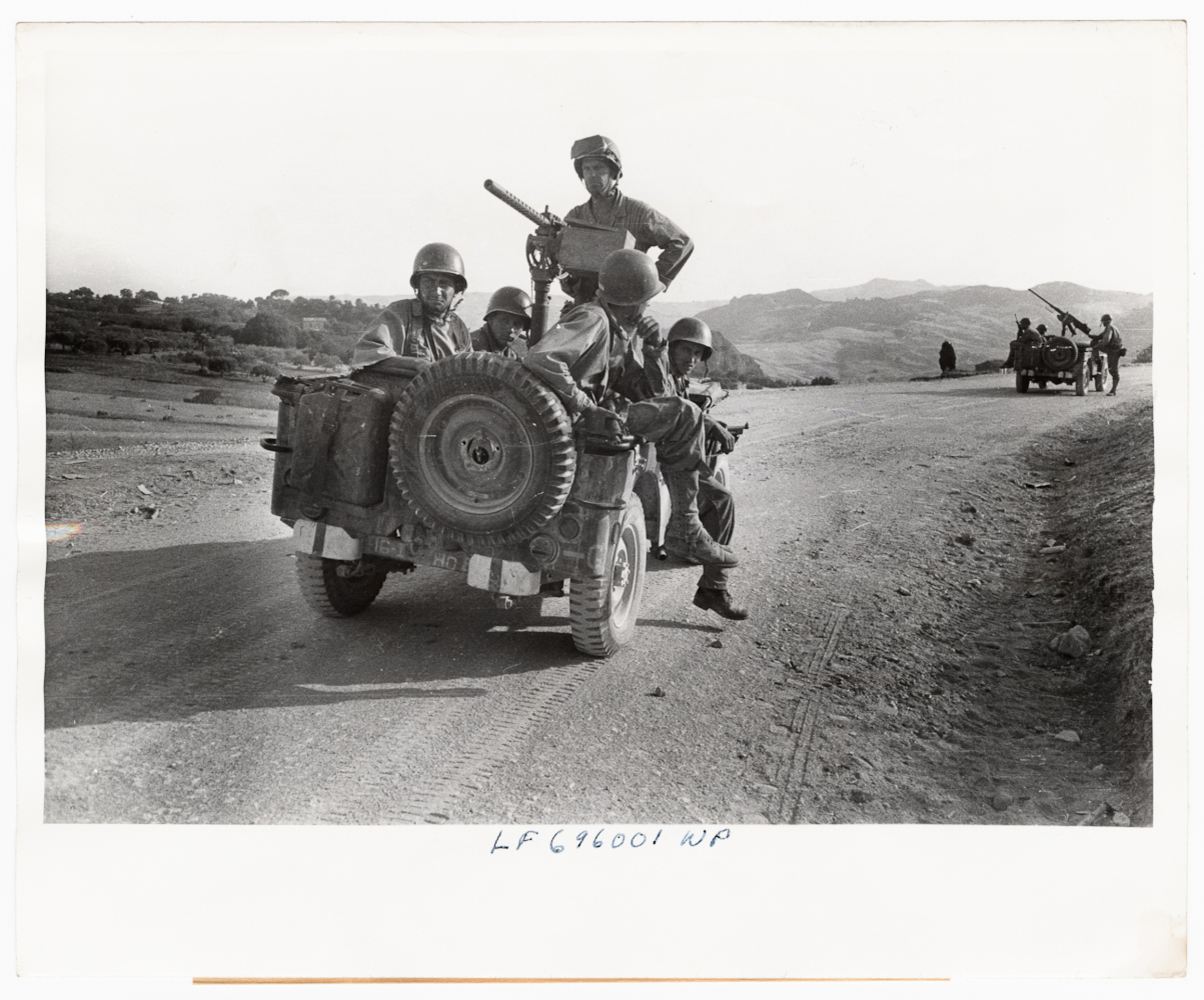 [American troops advance into Troina, Sicily] | International Center of ...