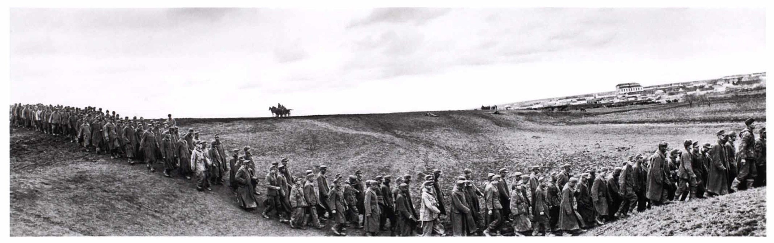 The March of the German POWs | International Center of Photography