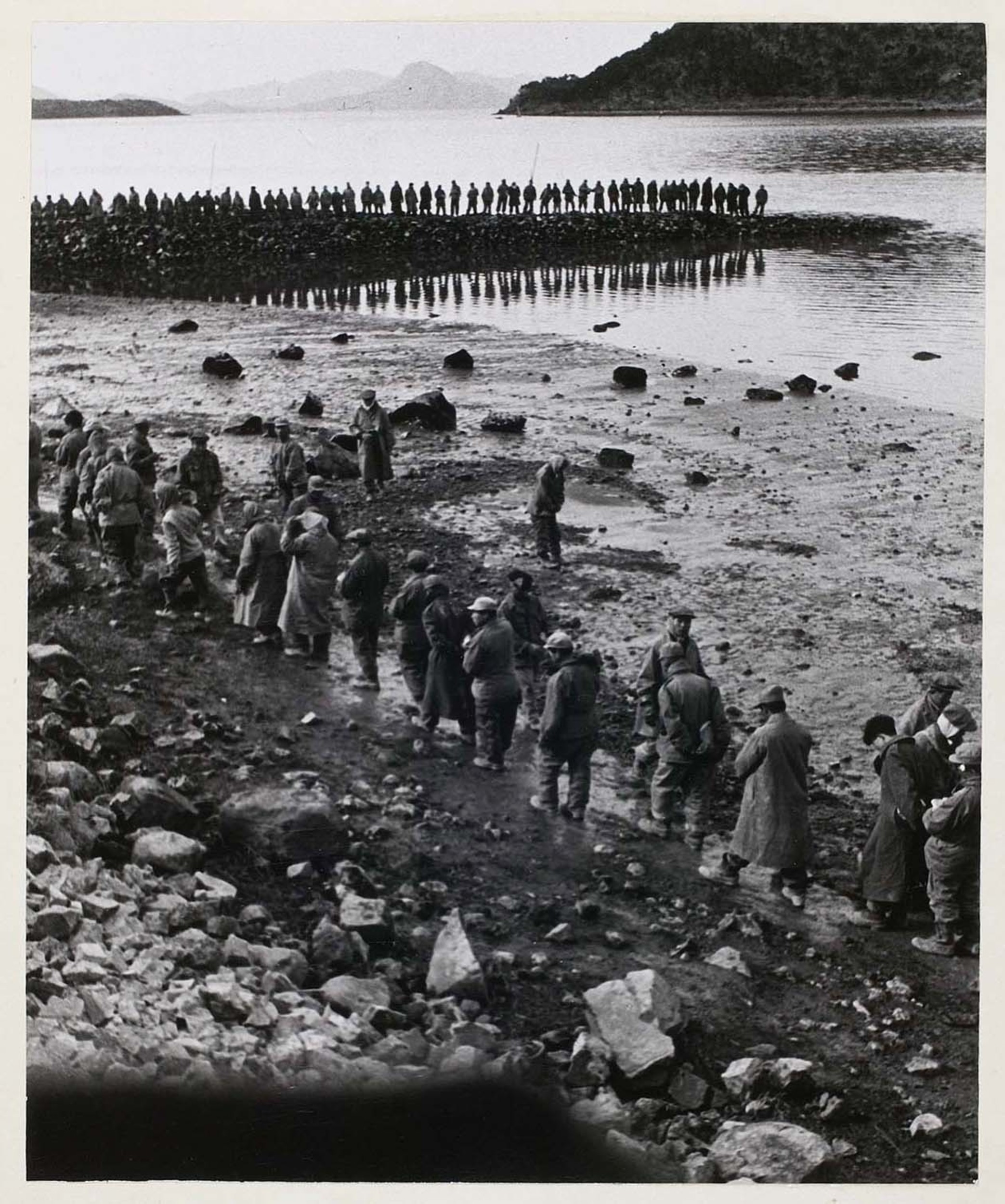[Prisoners of war camp, Korea] | International Center of Photography
