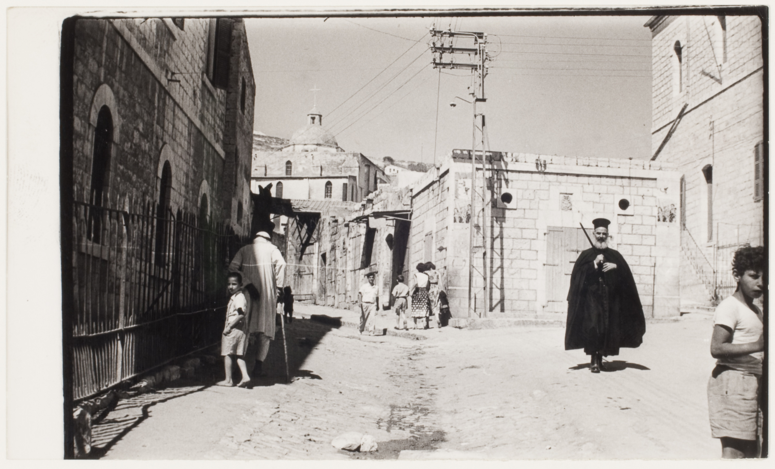 [Street scene, Israel] | International Center of Photography