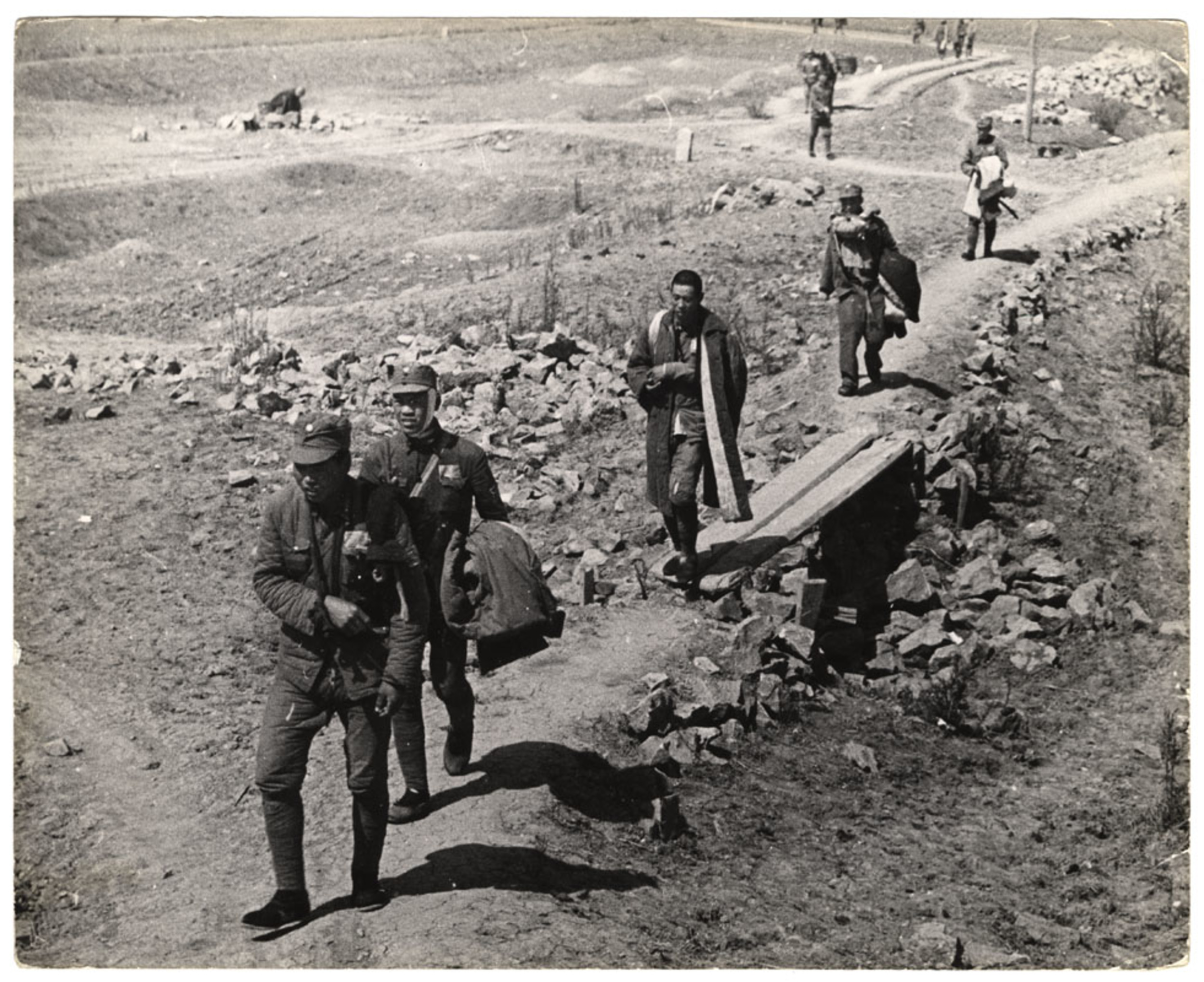 [Wounded soldiers, Tai'erzhuang, Xuzhou front, China] | International ...