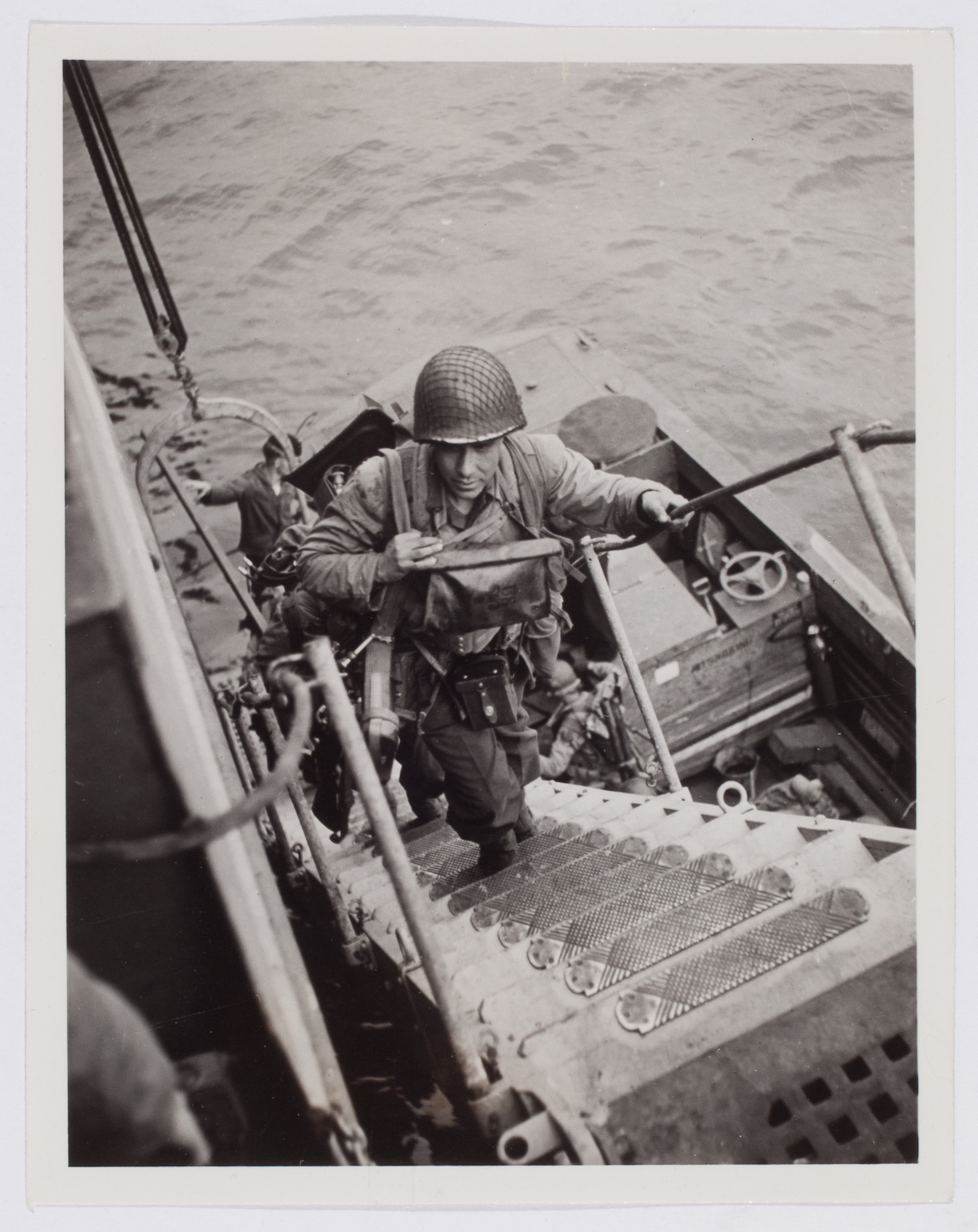 [Allied soldiers preparing for Normandy invasion, Weymouth, England ...