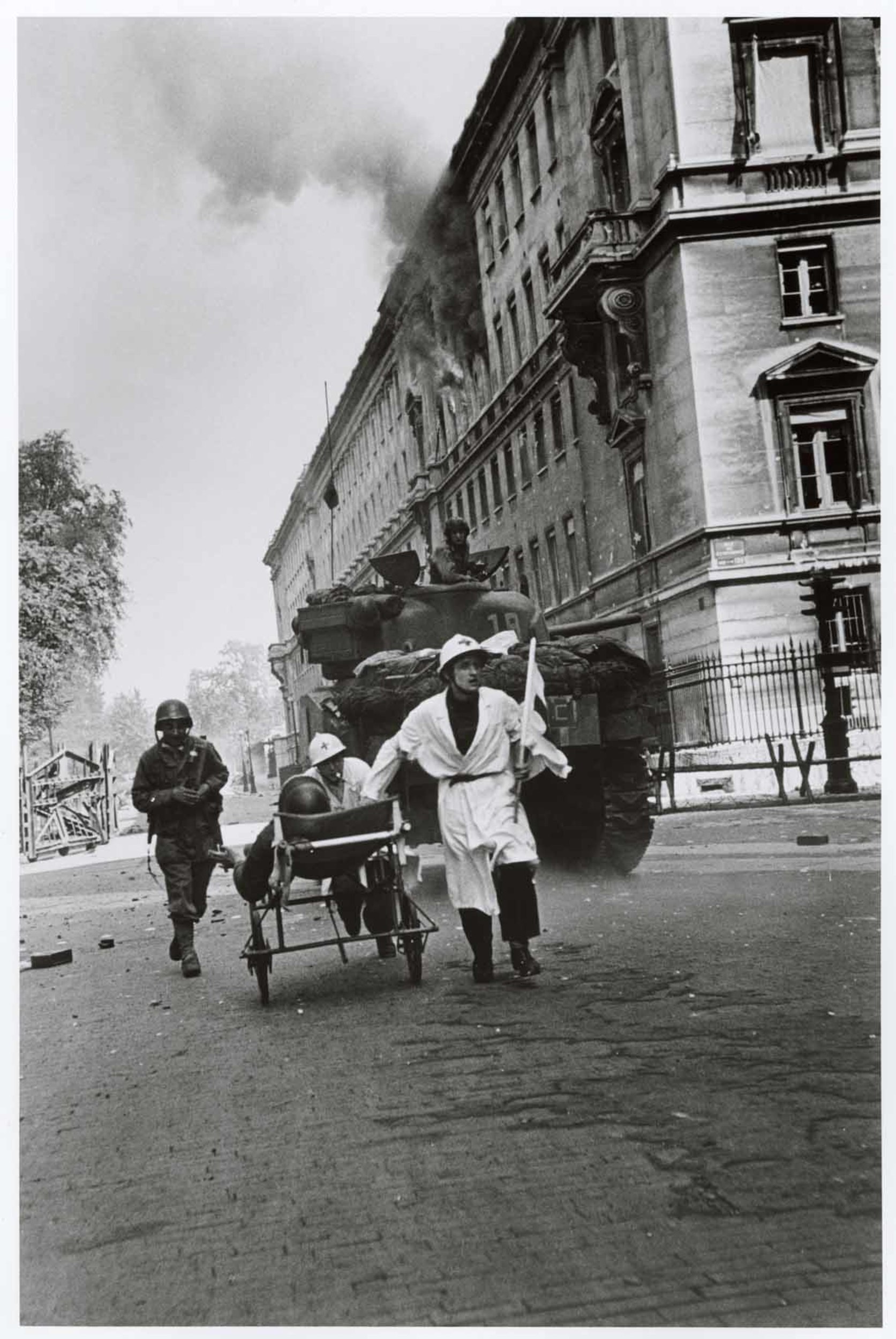Robert Capa 1944 | International Center of Photography