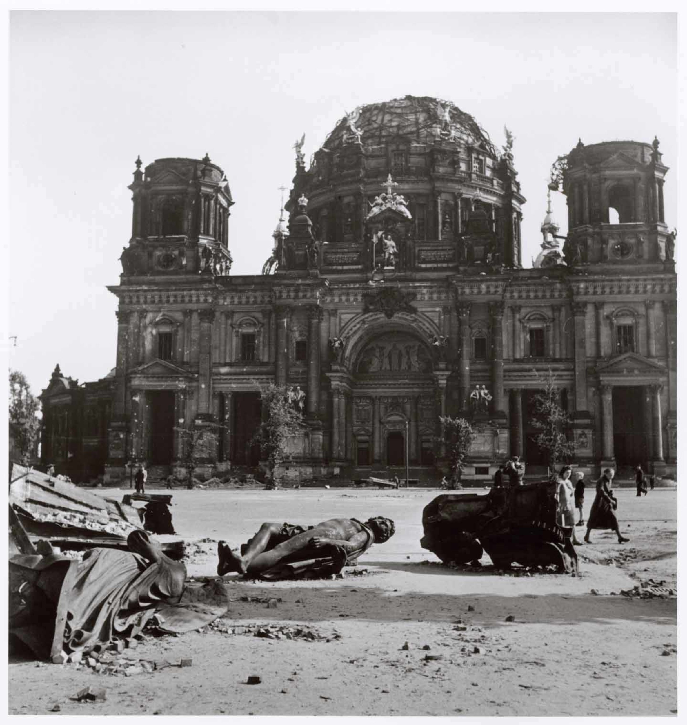 [Toppled statues and ruined church, Berlin] | International Center of ...