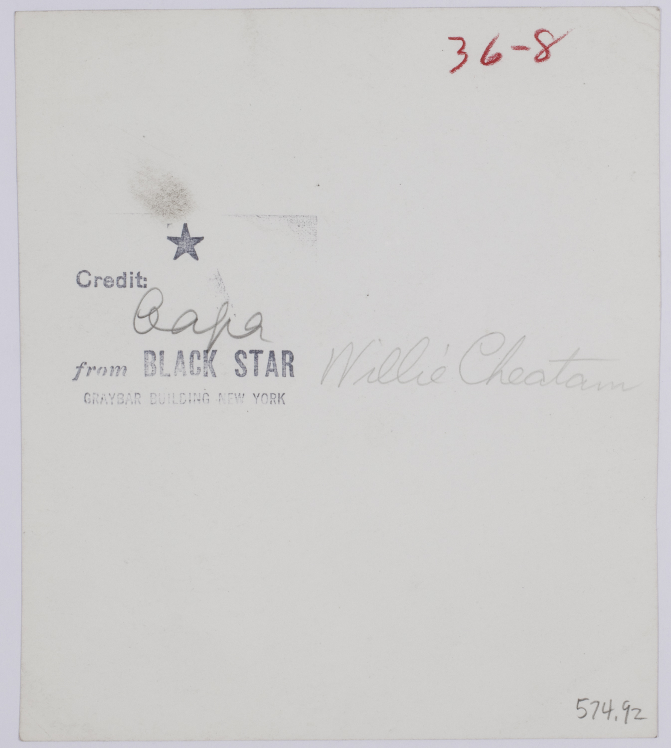 [Willie Cheatum at Stillman's Gym, New York] | International Center of ...