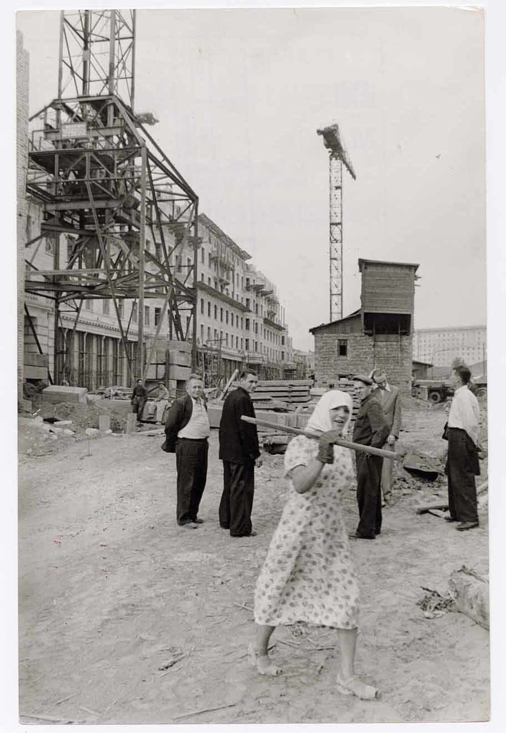 Building Construction, Moscow | International Center of Photography