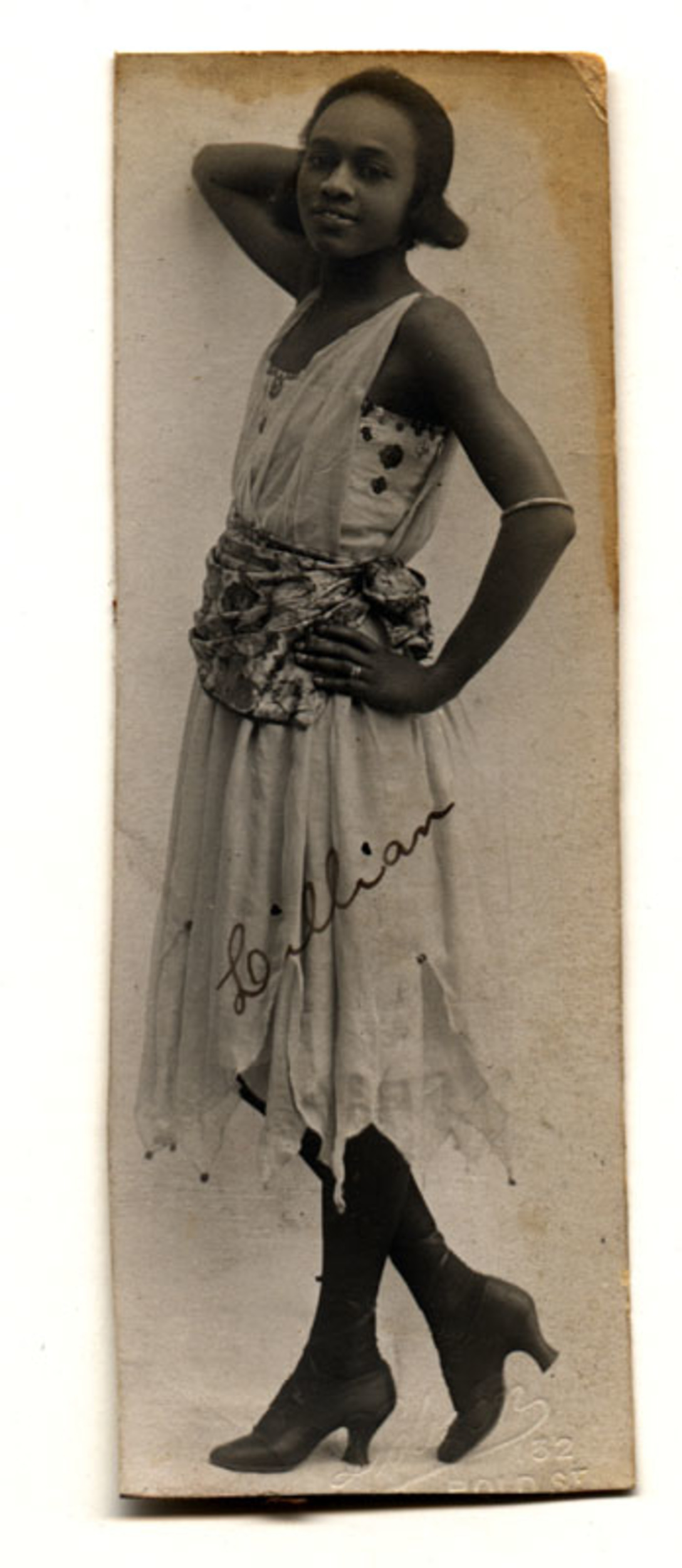 [Lillian] | International Center of Photography