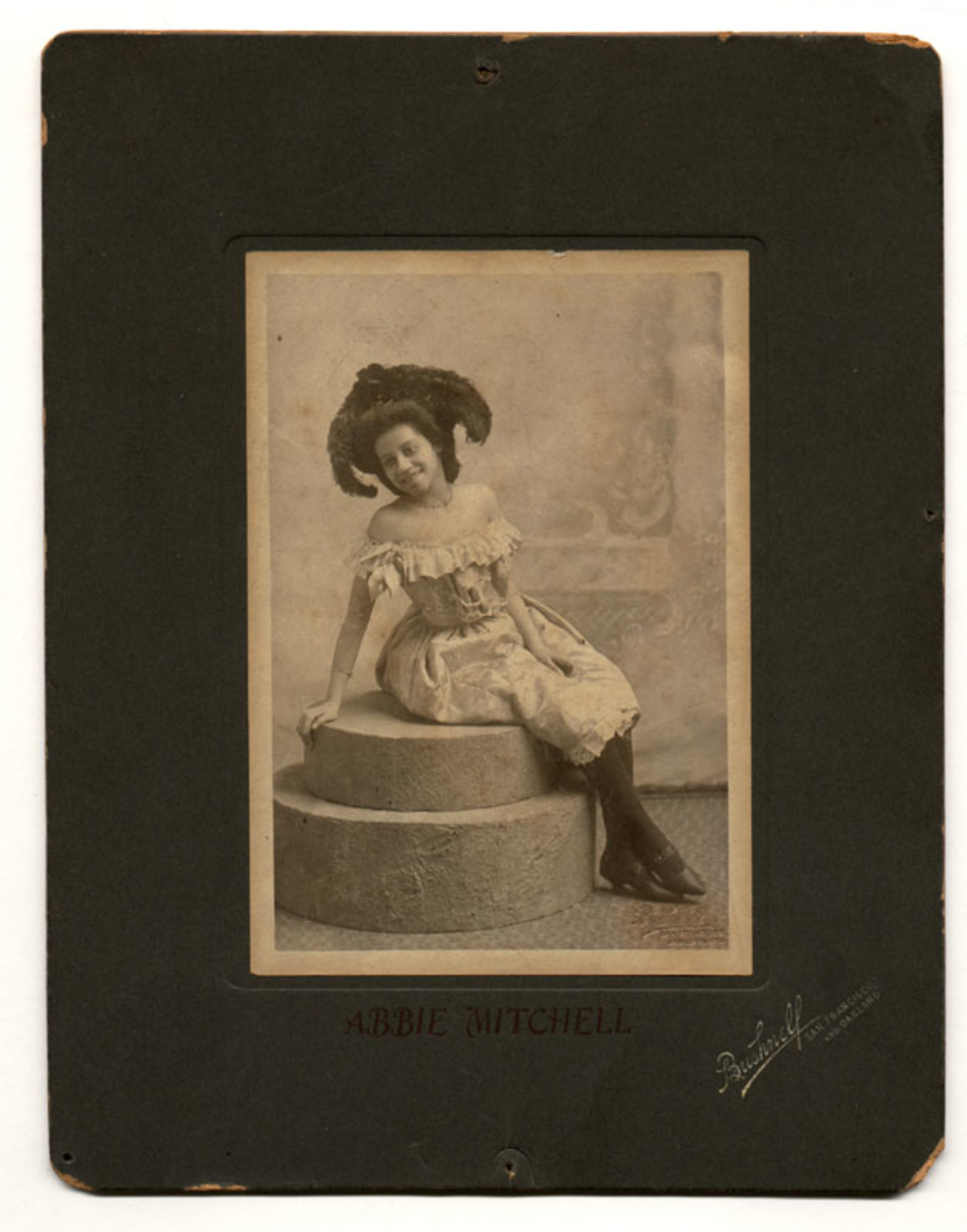 [Abbie Mitchell] | International Center of Photography