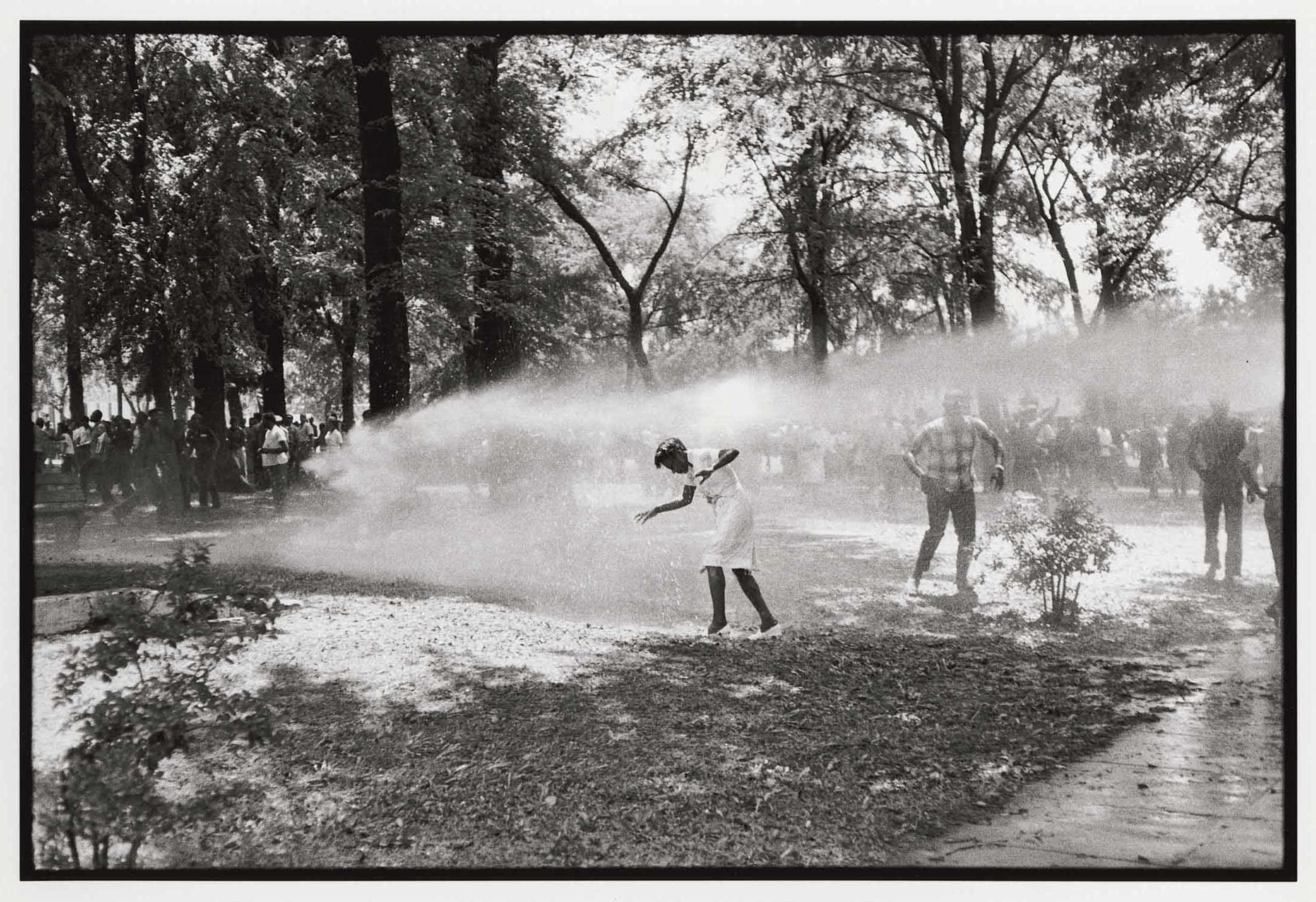 [Firemen turn their hoses on civil right protestors] | International ...