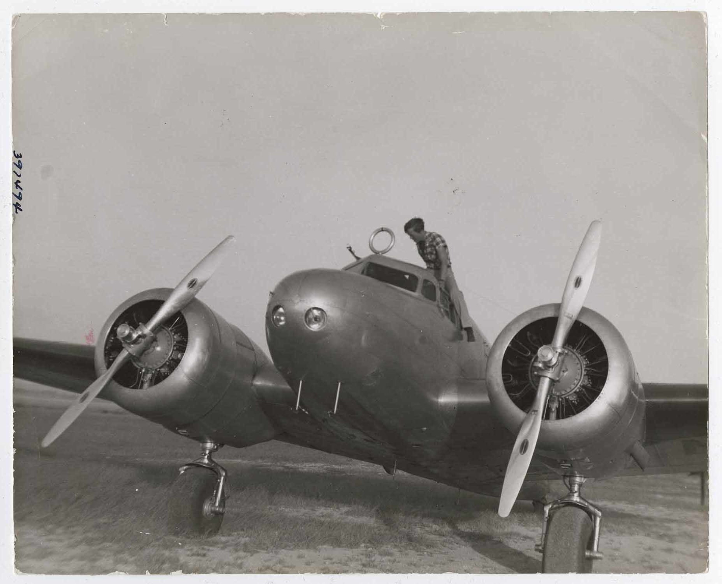 [Amelia Earhart entering her Lockheed Electra, San Juan, Puerto Rico ...