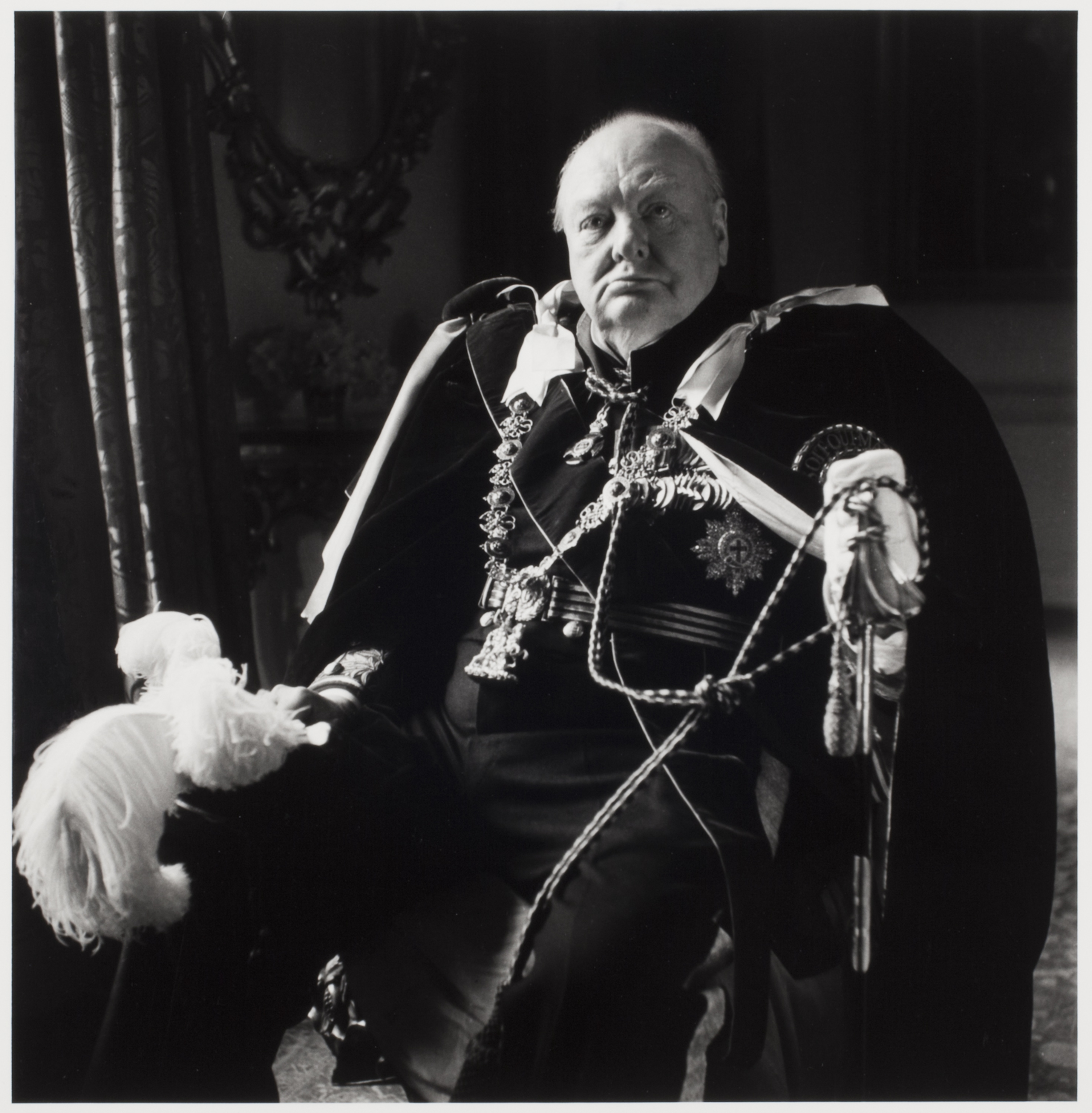 [Winston Churchill in his Knight of the Garter robes on Queen Elizabeth ...