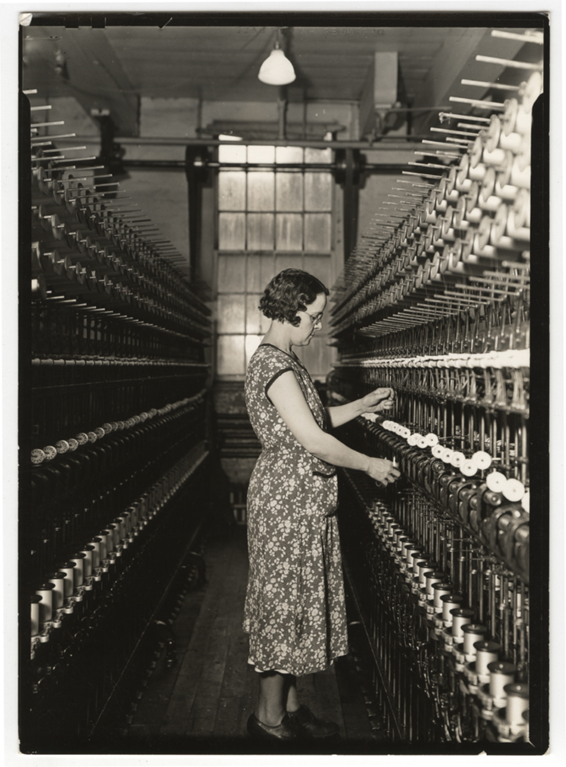 [Worker doubling, William Skinner and Sons, Holyoke, Massachusetts ...
