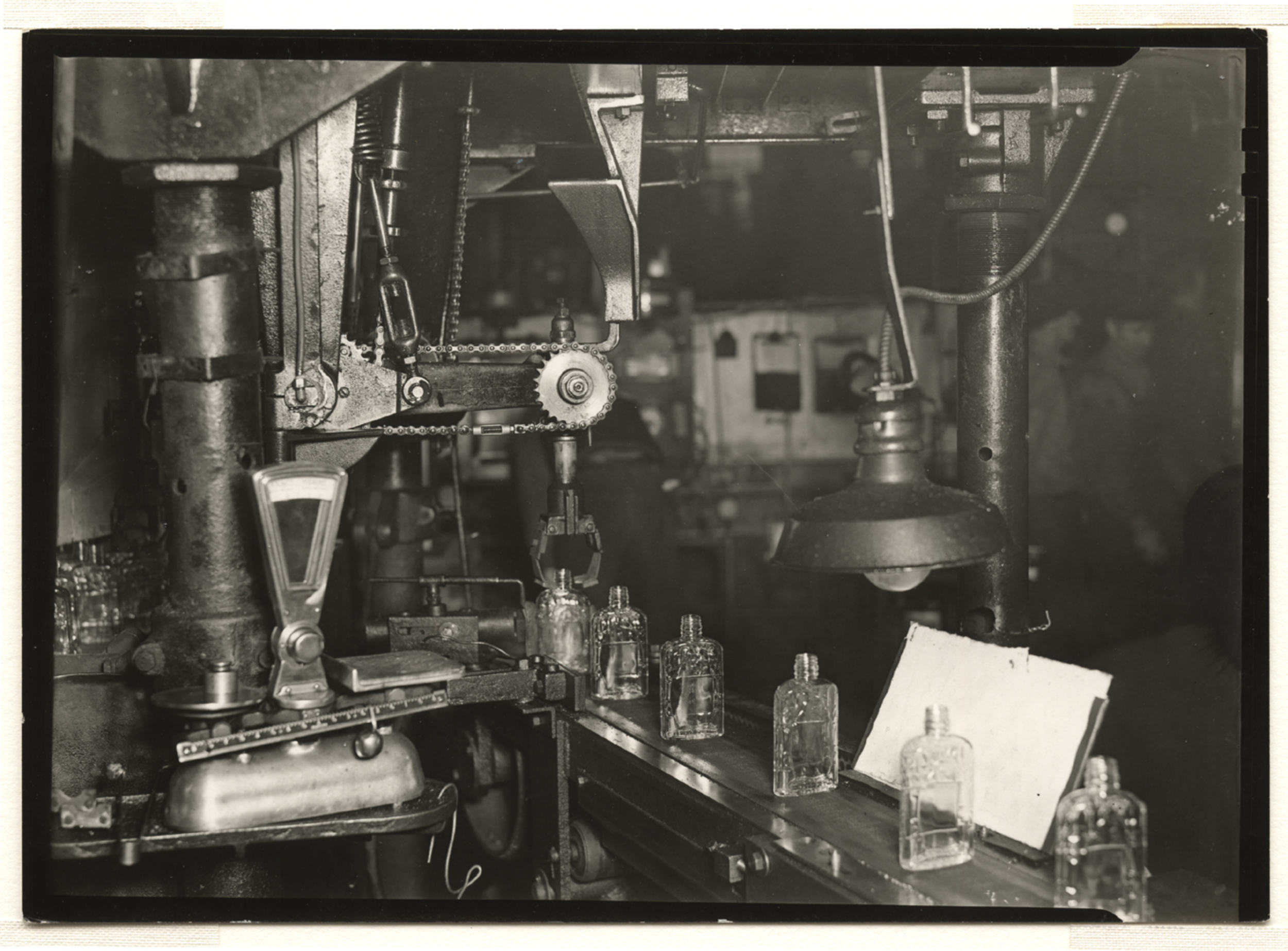 [Hartford "I.S." machine, Whitall Tatum Company, Millville, New Jersey ...